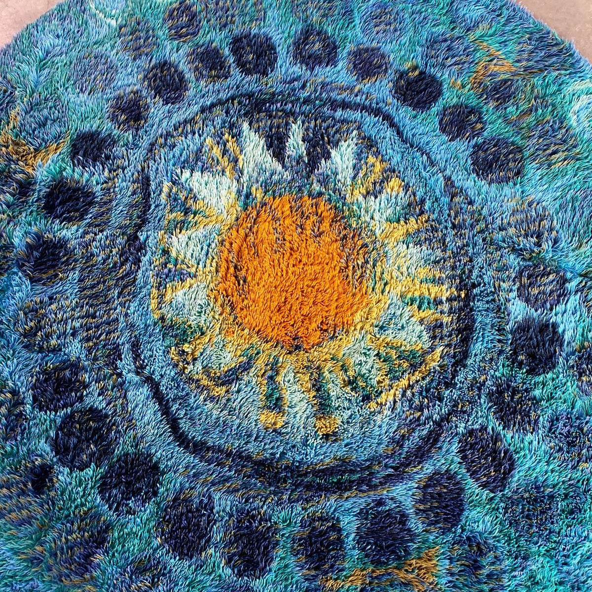 Round Vintage Rya Rug (FREE SHIPPING) – Houseofhumboldt